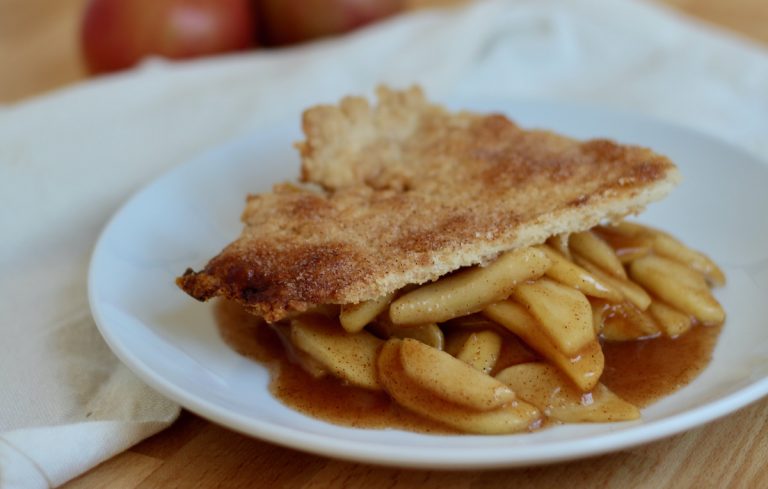 Easy Homemade Deconstructed Apple Pie Recipe - Everyday Homemade