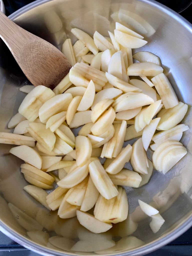 Easy Homemade Deconstructed Apple Pie Recipe - Everyday Homemade